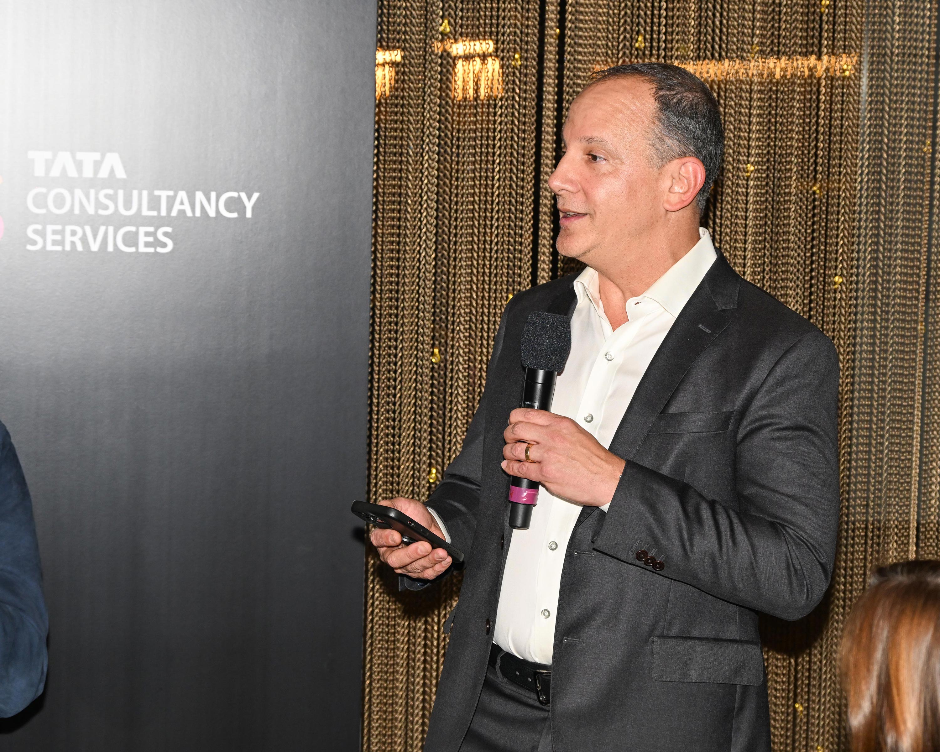 Business Leaders Use Sports to Inspire Enterprise Performance - Sponsor ...