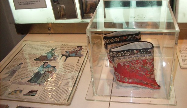 The Peculiar History of Foot Binding in China - The Atlantic