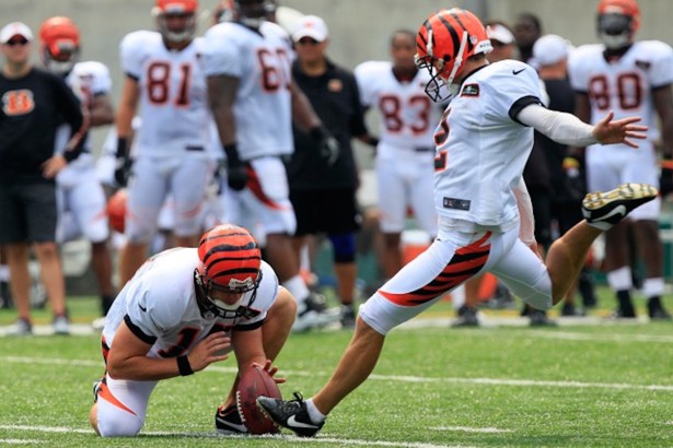 The Small, Intense, Unfairly Exclusive World of Football Placekickers ...