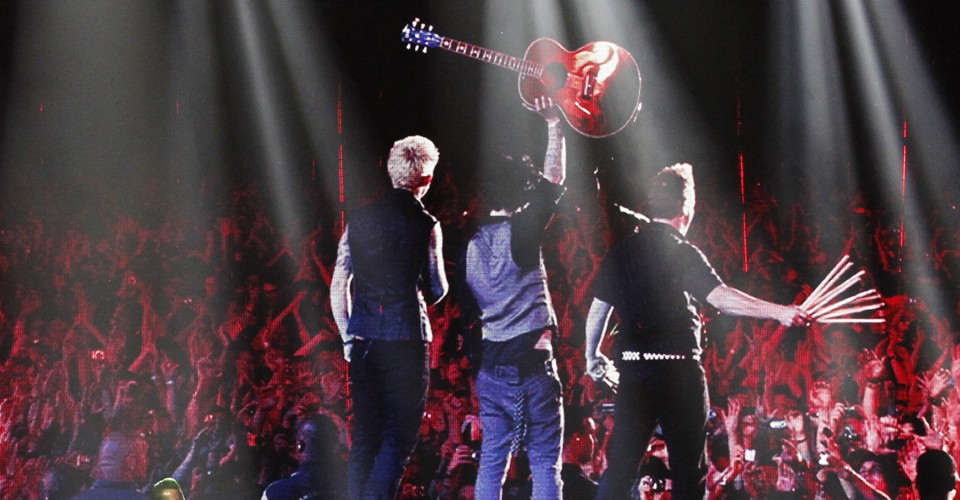 Review: Green Day's 'Revolution Radio Is Comforting, Crunchy Protest ...