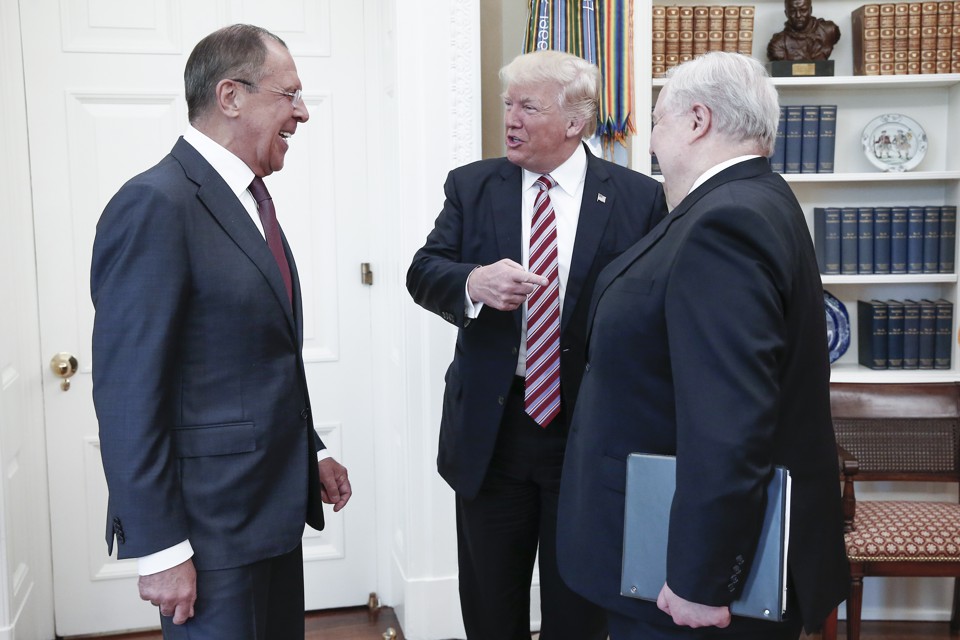 FARK.com: (13659352) It took a hacker 20 minutes to break into Mike ...