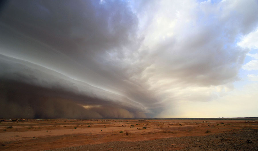 The Strange Beauty of Sandstorms - The Atlantic