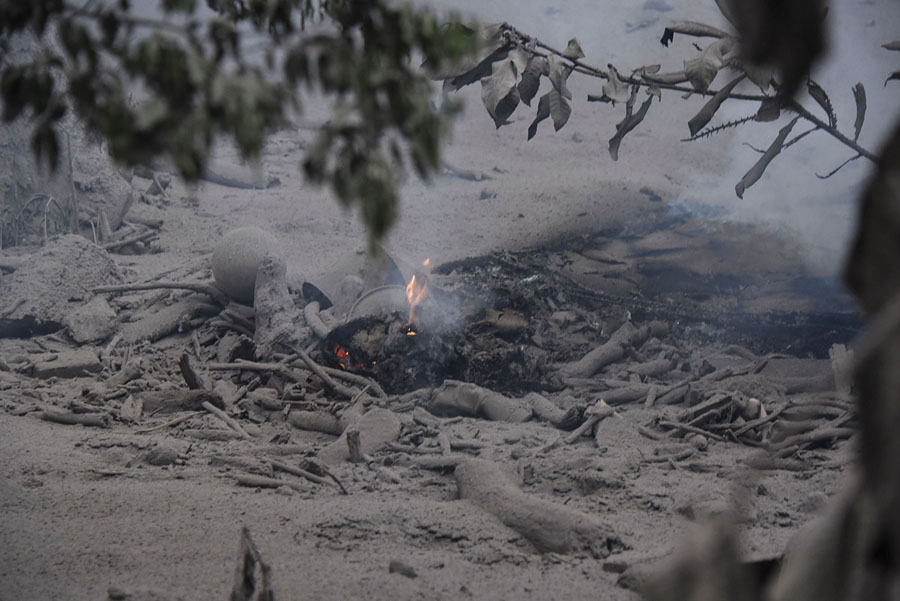 Photos From the Deadly Eruption of Guatemala's Fuego Volcano - The Atlantic