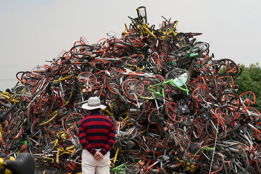 China Still Sorting Through Its Bike-Share Graveyards - The Atlantic