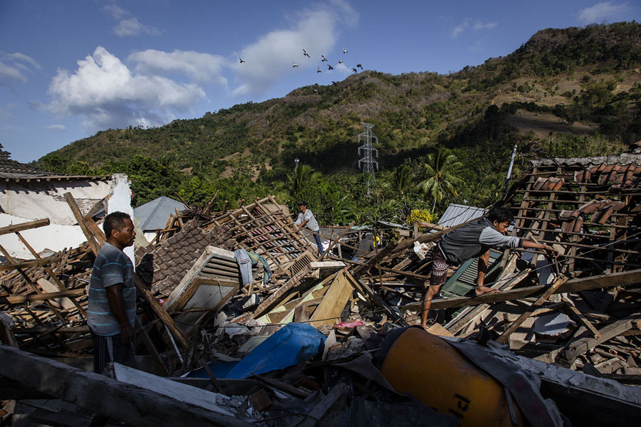 Images From the Lombok Island Earthquake - The Atlantic