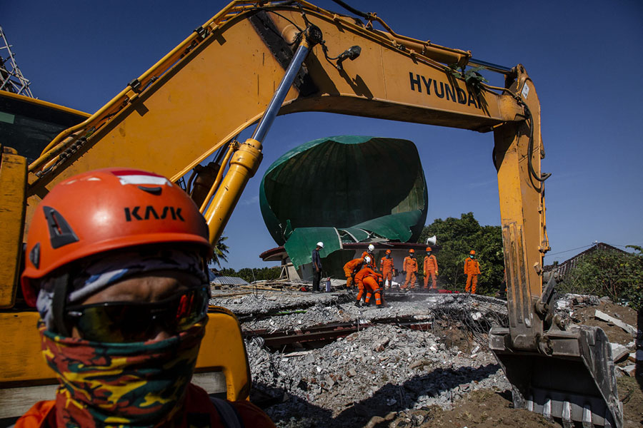 Images From the Lombok Island Earthquake - The Atlantic