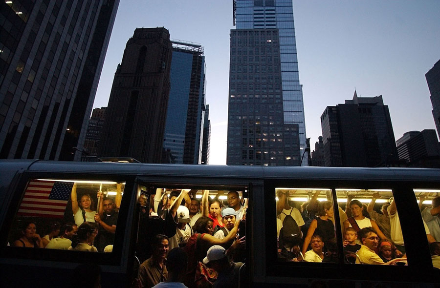 Photos: 15 Years Since the 2003 Northeast Blackout - The Atlantic