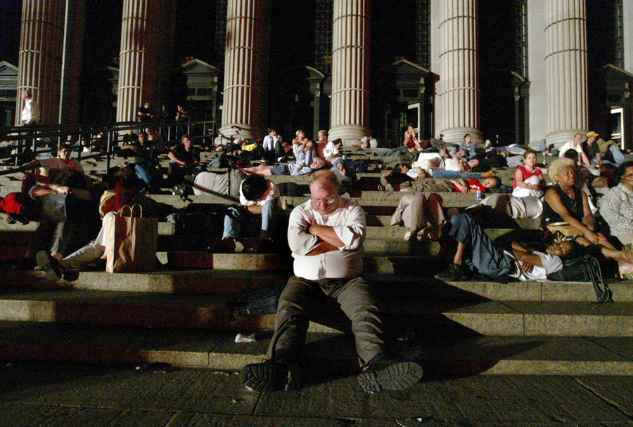 Photos: 15 Years Since the 2003 Northeast Blackout - The Atlantic