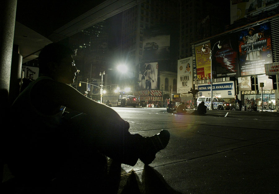 Photos: 15 Years Since the 2003 Northeast Blackout - The Atlantic