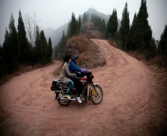 'Strange Stones': Exploring Peter Hessler's China From the Ground Up ...