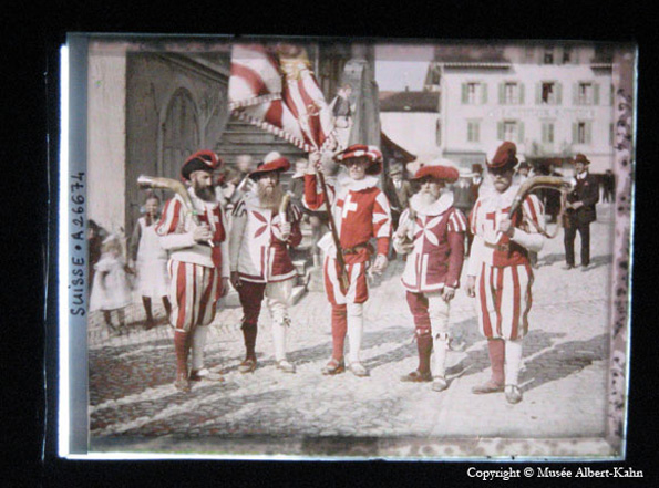 The Dawn of the Color Photograph: Albert Kahn's Catalog of Humanity ...