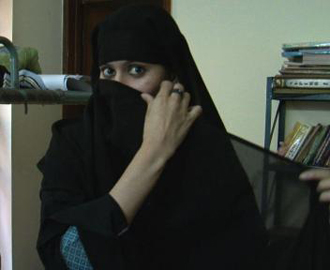 'Honor Killing' Fugitives: Pakistani Women Who Flee Their Families ...