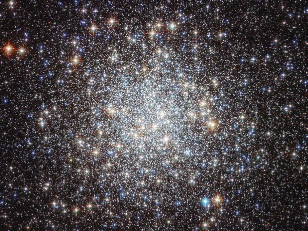 Hubble Spies Thousands and Thousands of Stars - The Atlantic