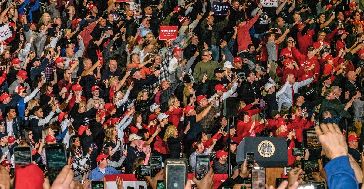How One Photographer Captured the Intensity of a Trump Rally - The Atlantic