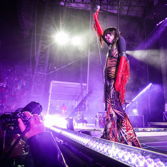 yeah yeah yeahs glee