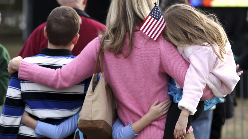 'Security Moms' Are Back—and That's Bad News for Democrats - The Atlantic