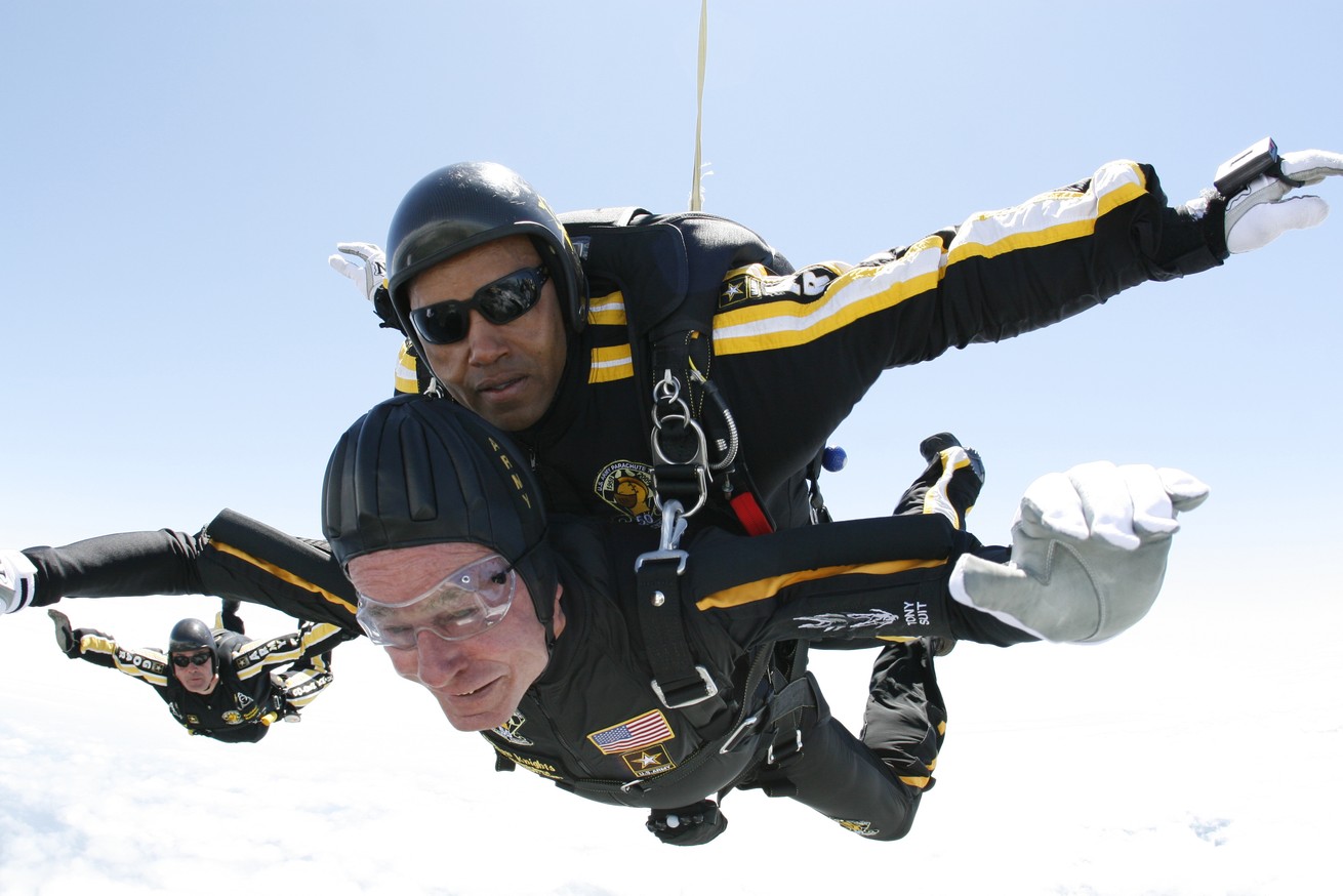 Experienced Skydiver George H.W. Bush to Jump Out of Plane Again - The ...