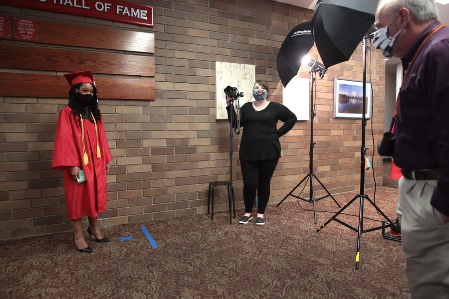 Photos: A Socially Distanced Graduation - The Atlantic