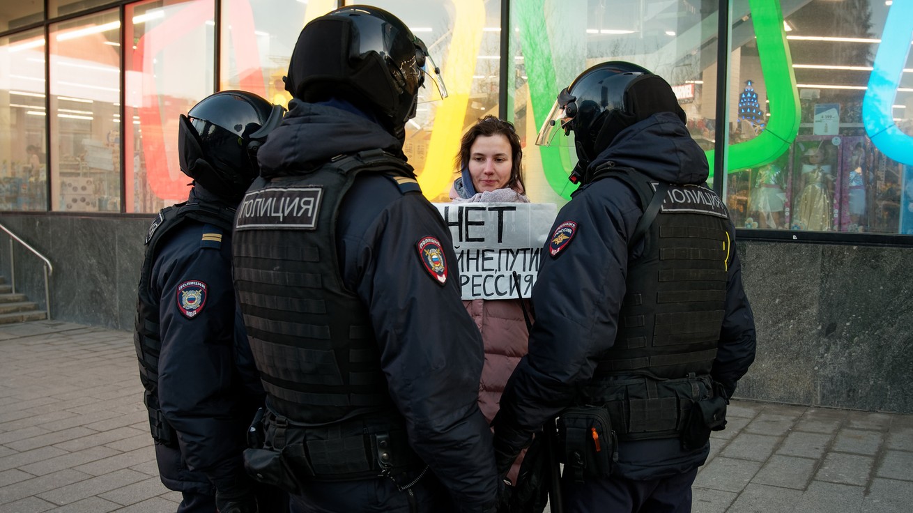 Why the Russian People Go Along With Putin’s War - The Atlantic