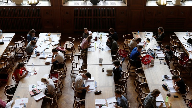 Mental Health Disorders Disproportionately Affect Graduate School ...