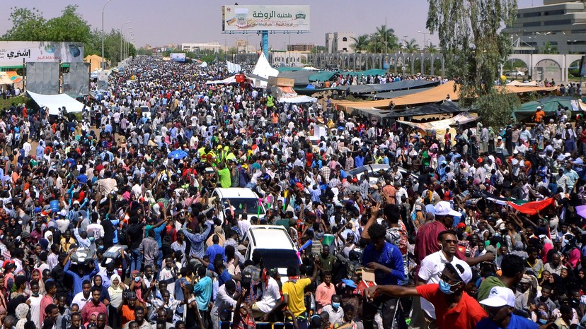Protesters in Sudan and Algeria Have Learned From the Arab Spring - The ...