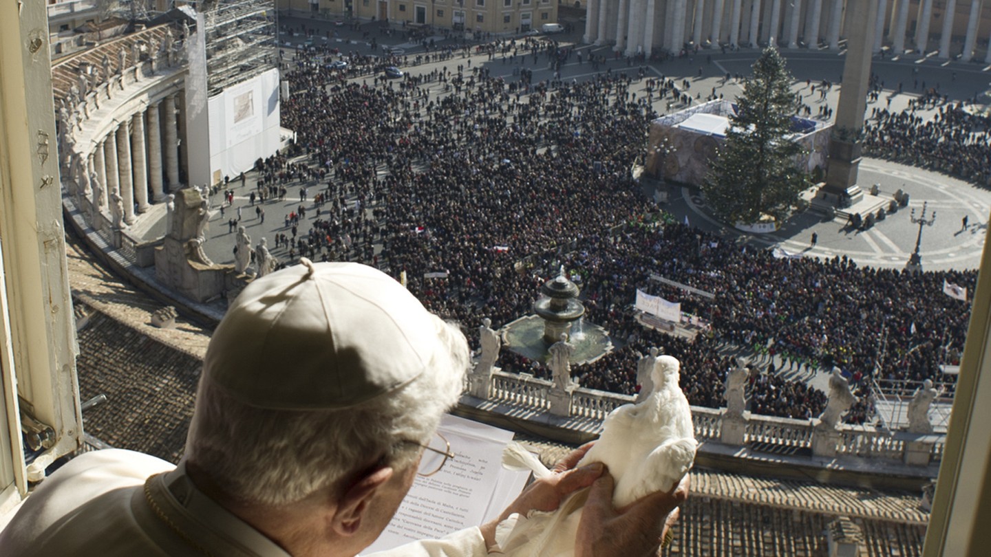American Catholics Overwhelmingly Approve of Pope Benedict"“And Other ...