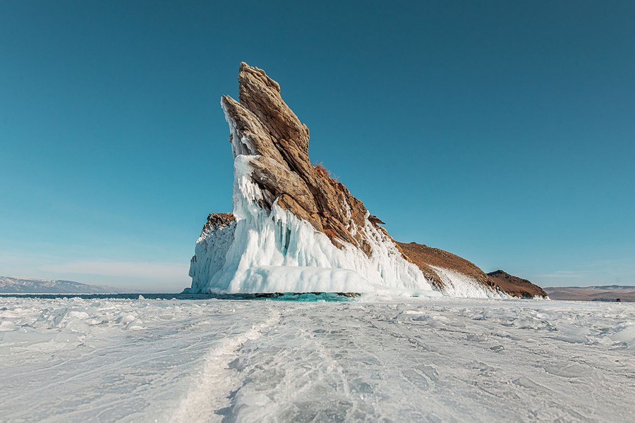 Lake Baikal Ice Formations in Photos - The Atlantic
