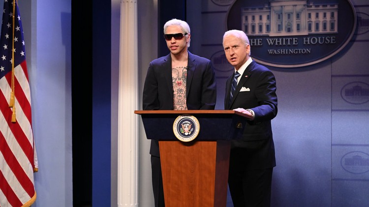 'Saturday Night Live' Is Exasperated Too - The Atlantic