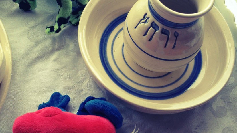 Frogs: The Surprising Star of the Passover Table - The Atlantic