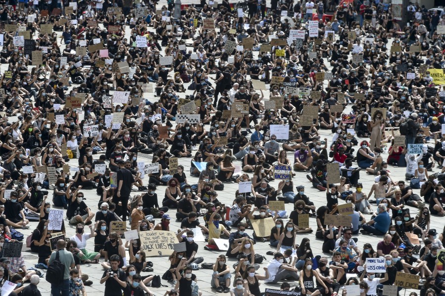 Images From a Worldwide Protest Movement - The Atlantic