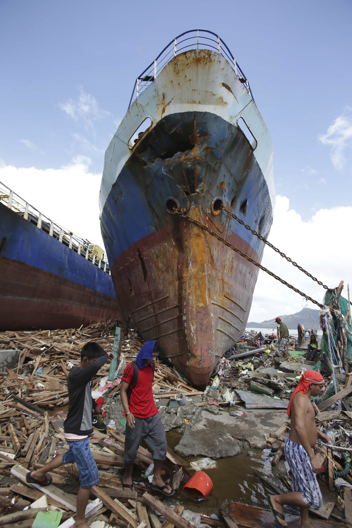 The Chaos After the Super Typhoon - The Atlantic