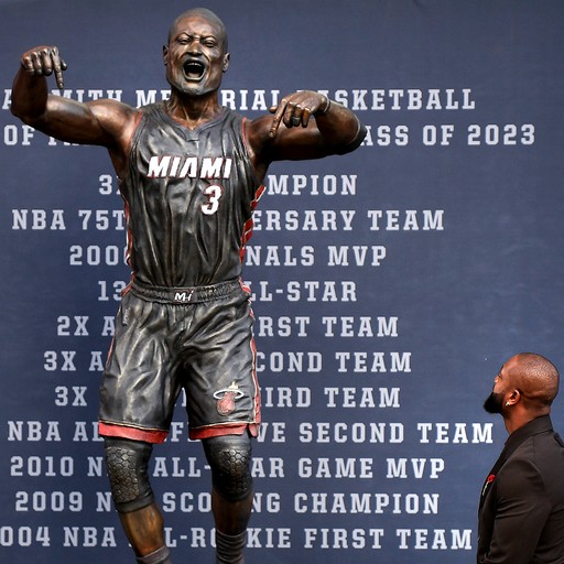 The Worst Statue in the History of Sports - The Atlantic
