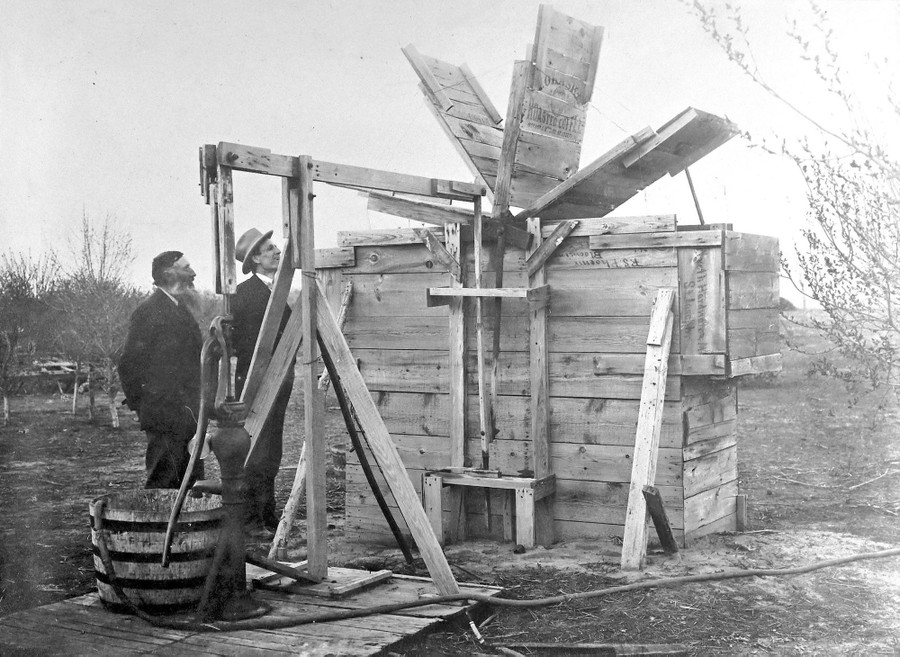 Photos From 1898: The Homemade Windmills of Nebraska - The Atlantic