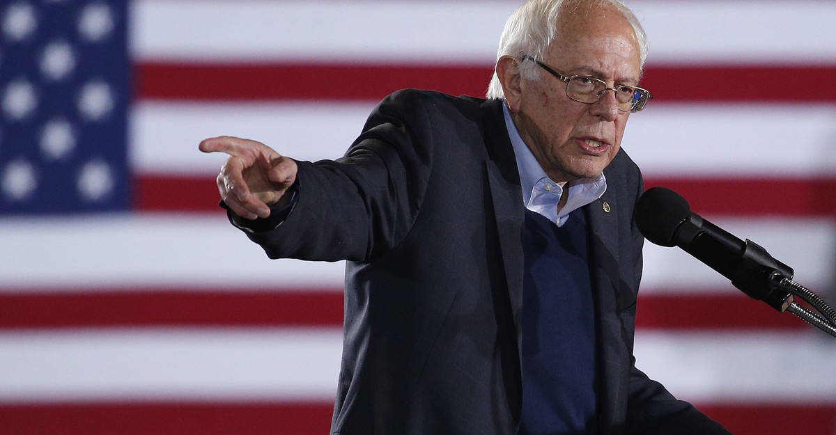 Why the Postal Workers' Union Sided With Bernie Sanders Over Hillary ...