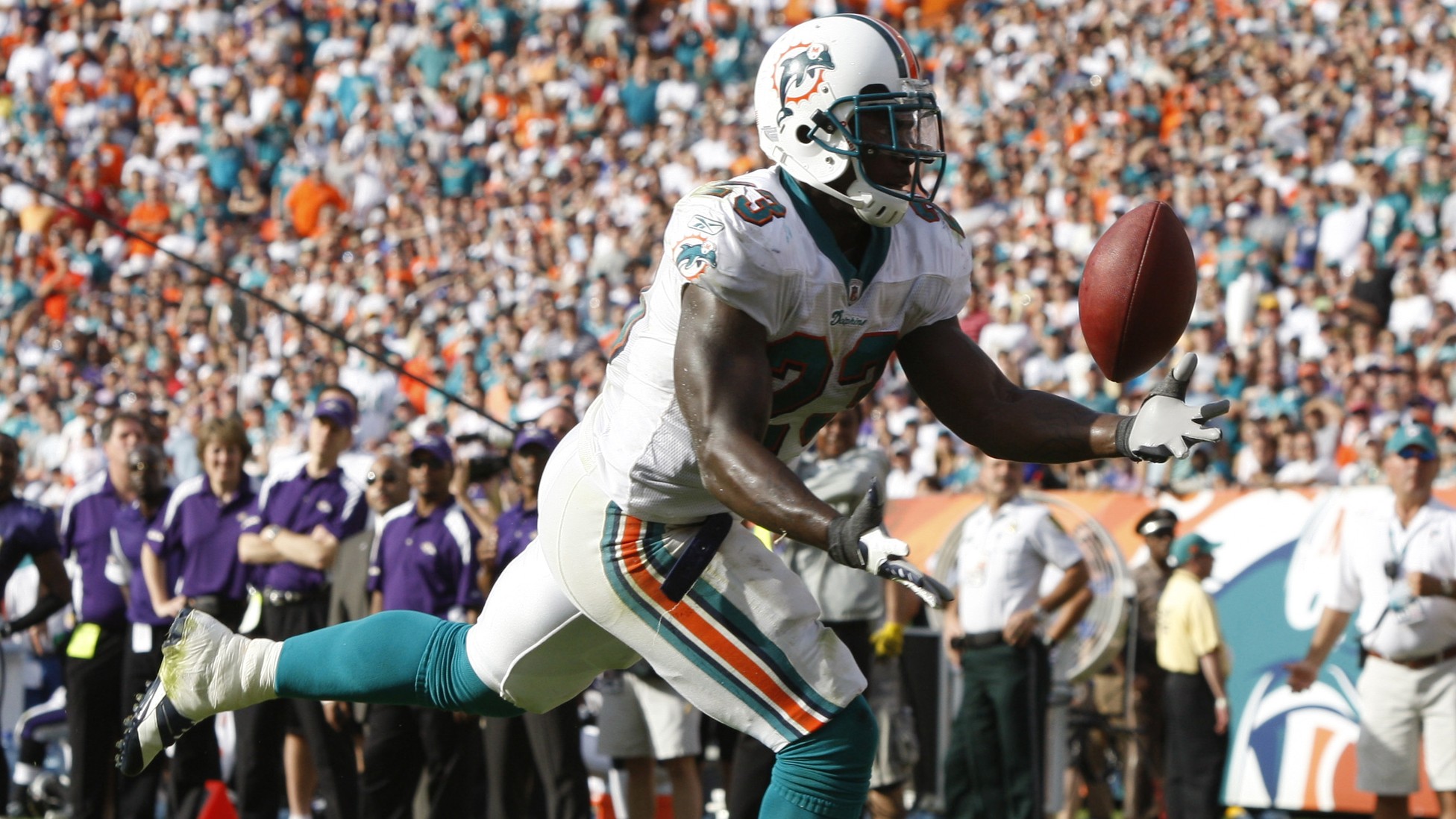 How NFL Players Can Do an End Run Around Trump - The Atlantic