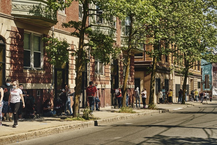 Immigrants Sick With COVID-19 Are Scared to Seek Help - The Atlantic