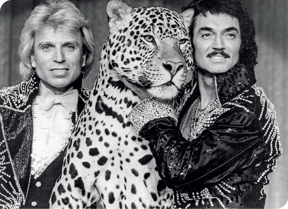 The Improbable Rise and Savage Fall of Siegfried & Roy - The Atlantic