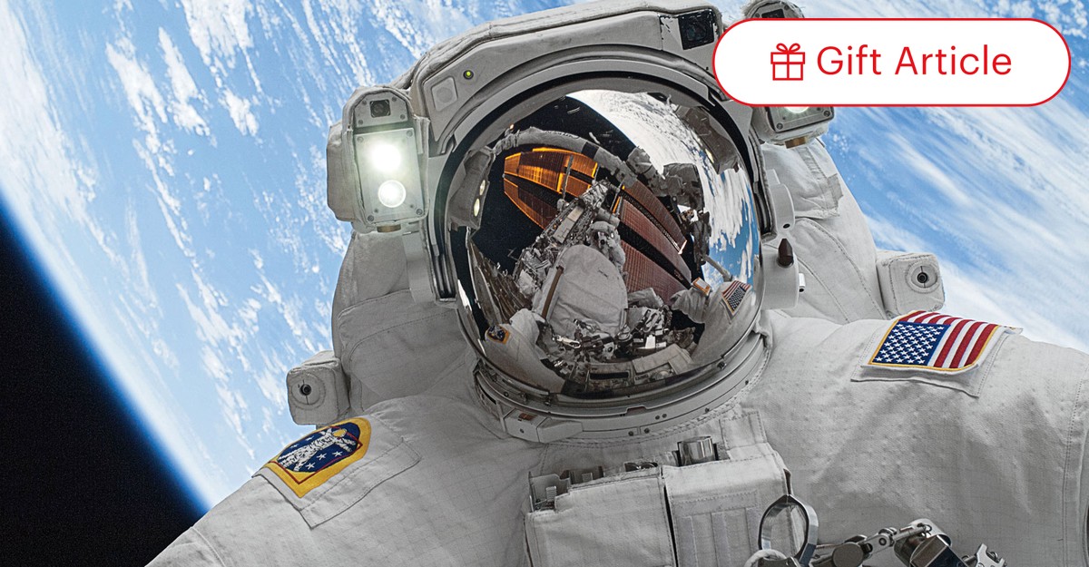 astronaut article