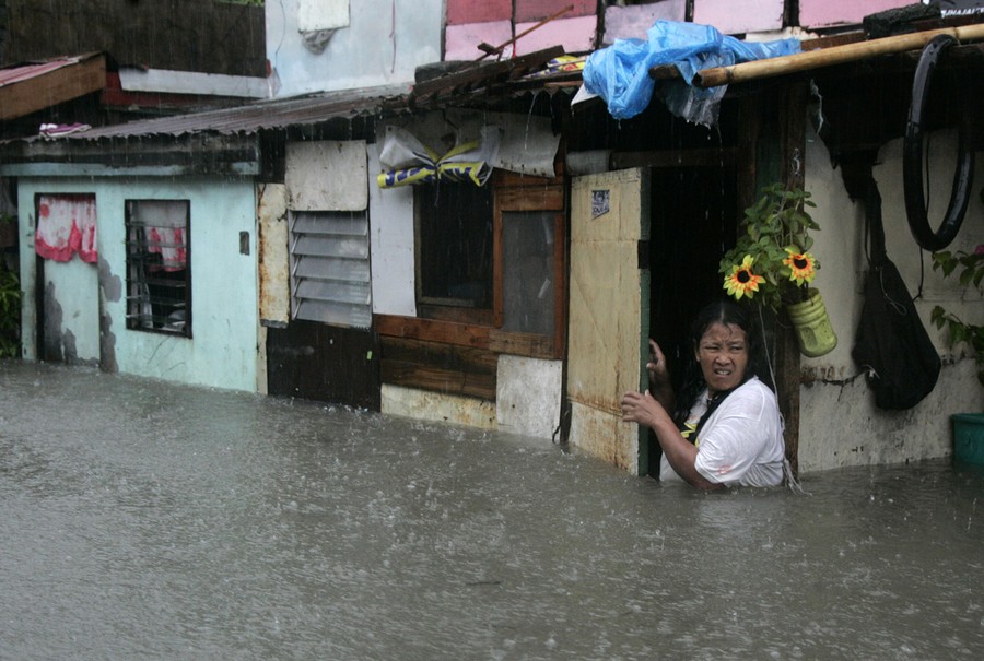 Heavy Rain, Floods Batter Philippines - The Atlantic