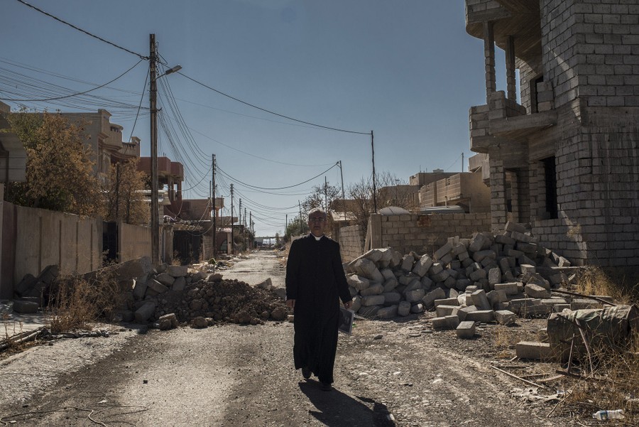 Iraqi Christians Slowly Return to War-Damaged Qaraqosh - The Atlantic