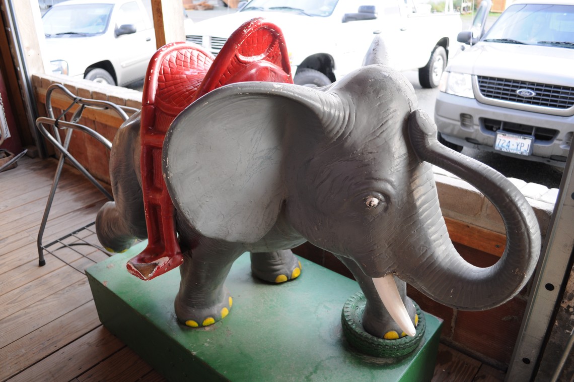 Rise and Fall of the American Kiddie Ride - The Atlantic