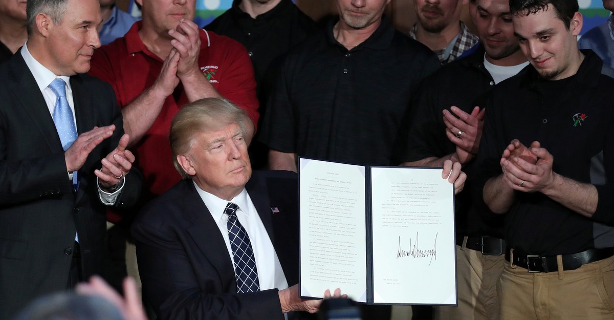 Trump's Confidence Game - The Atlantic