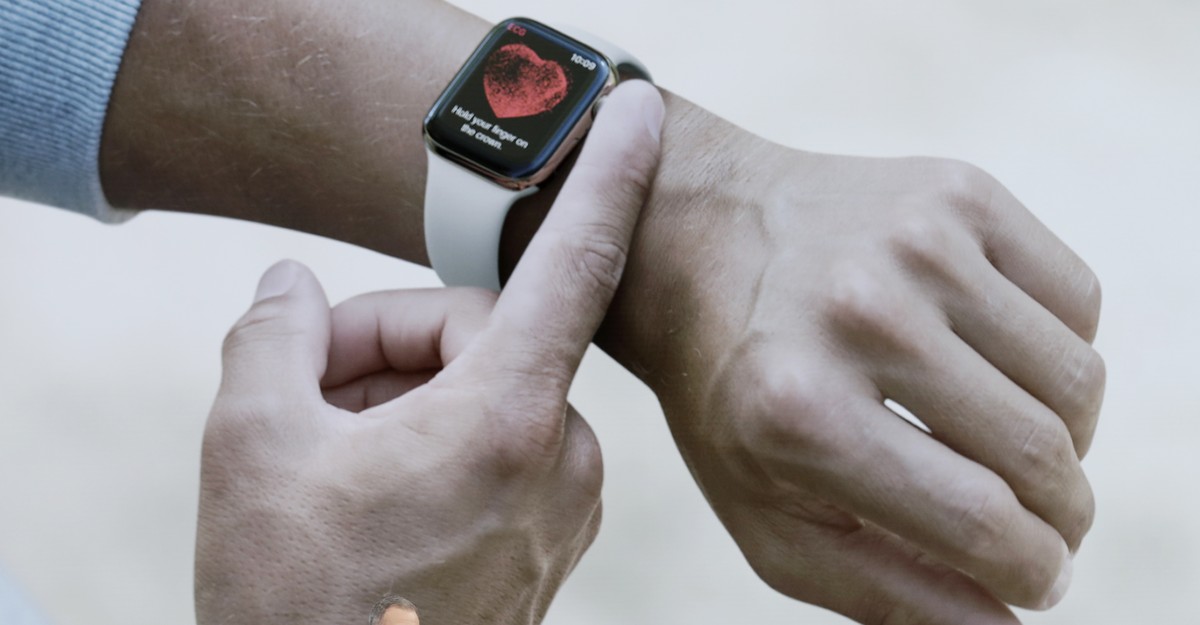 How Useful Is the Apple Watch's Heart-Monitoring Feature? - The Atlantic