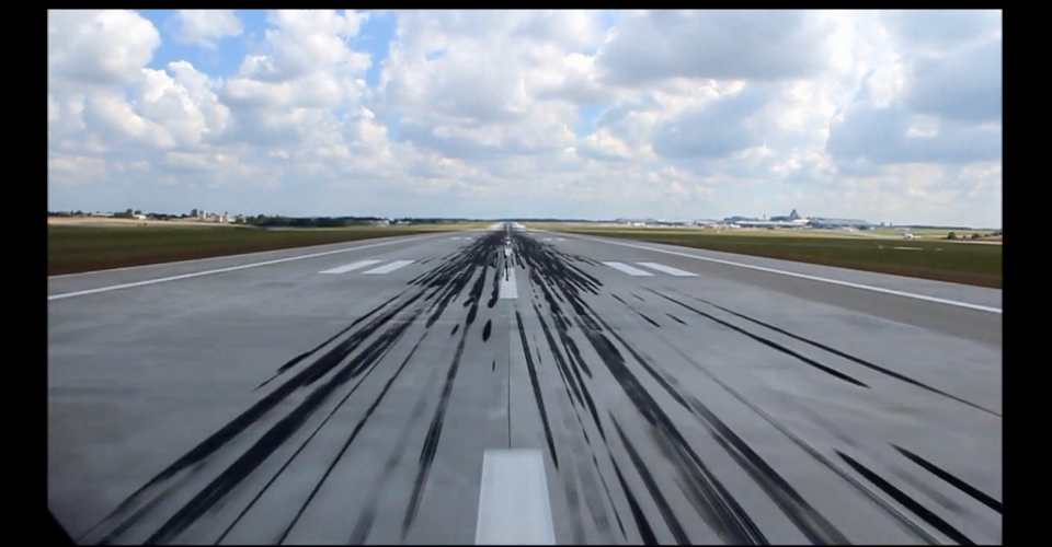 A Gorgeous Time-Lapse Video of a Pilot's Perspective During Flight ...