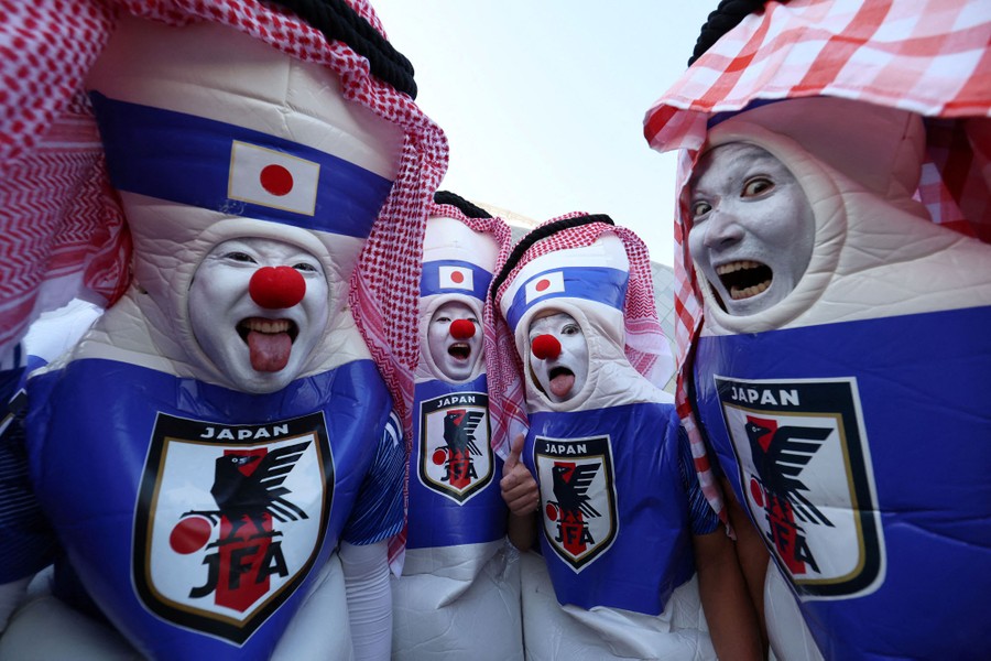 Photos of the Week: World Cup, Plymouth Pilgrim, German Sunlight - The ...