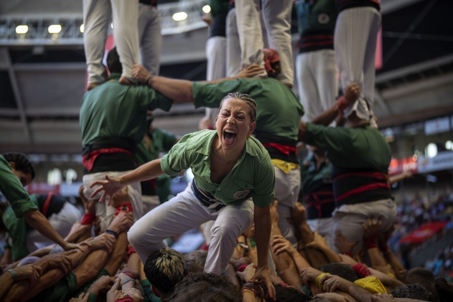 Photos: Building Human Towers in Spain - The Atlantic