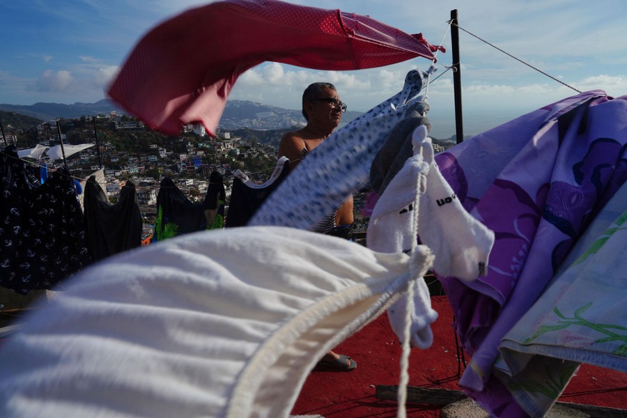 Photos From Acapulco in the Aftermath of Hurricane Otis - The Atlantic