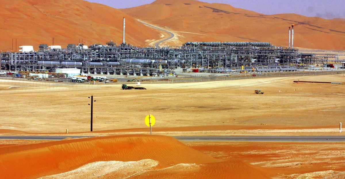 Pulling Back the Mask of Saudi Oil Power - The Atlantic