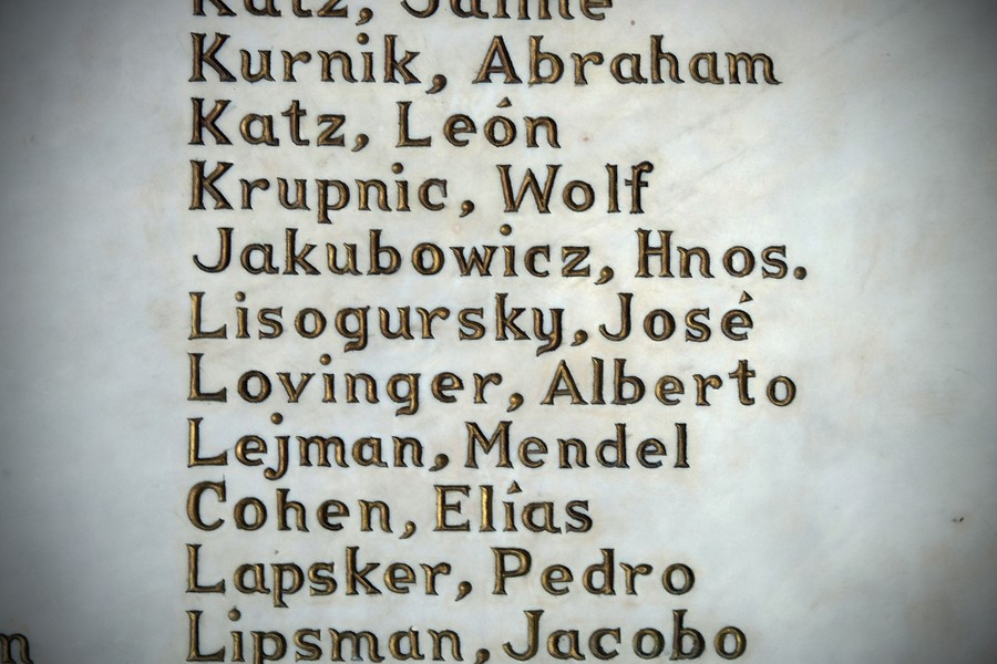 Photographs of the Last Jews of Cuba - The Atlantic