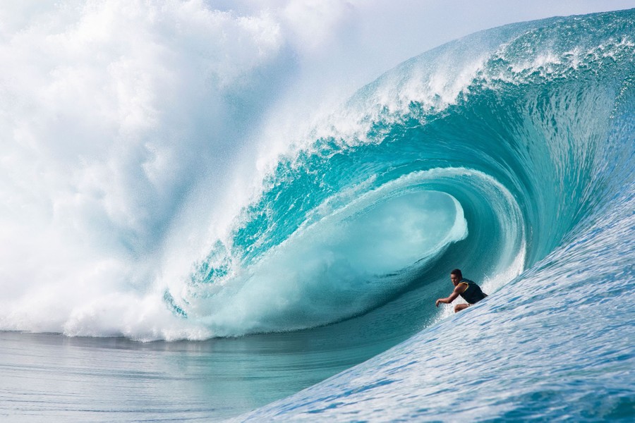 Surfing Teahupo‘o, Photos From Above and Below - The Atlantic